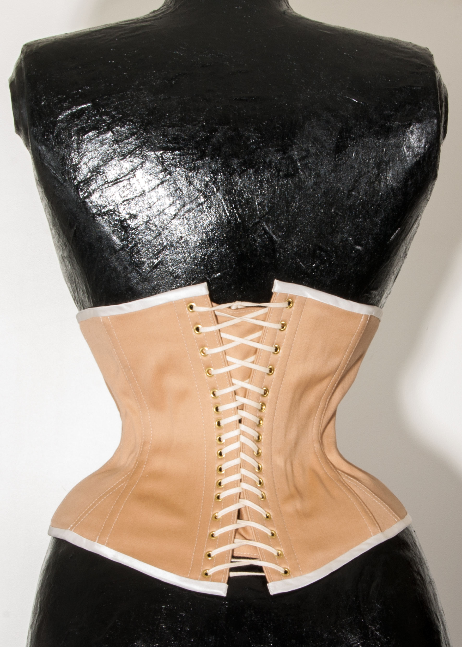 Maison Moginot : Couture corsets